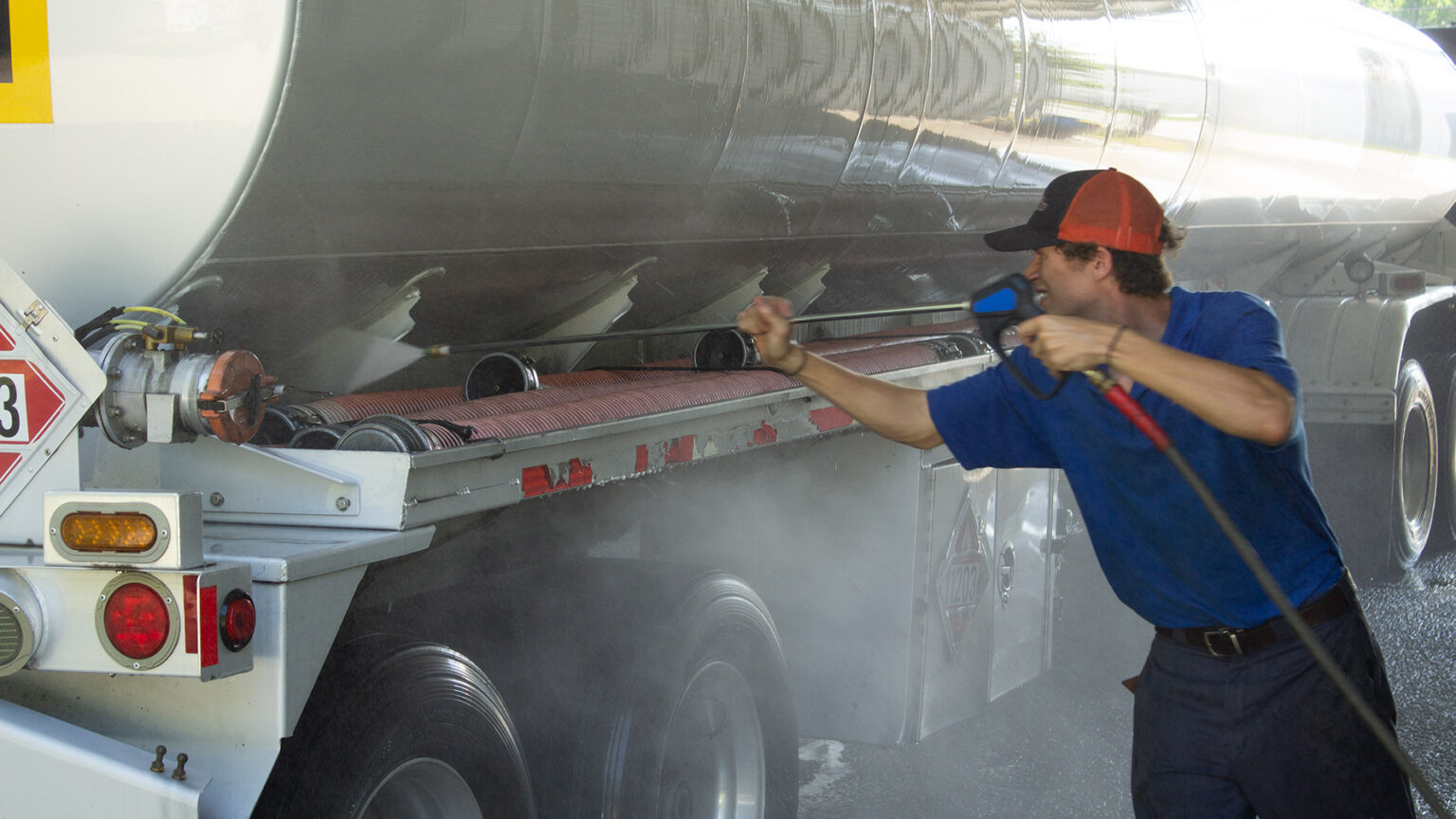 Truck Washing | EZ Wash Pressure Washing